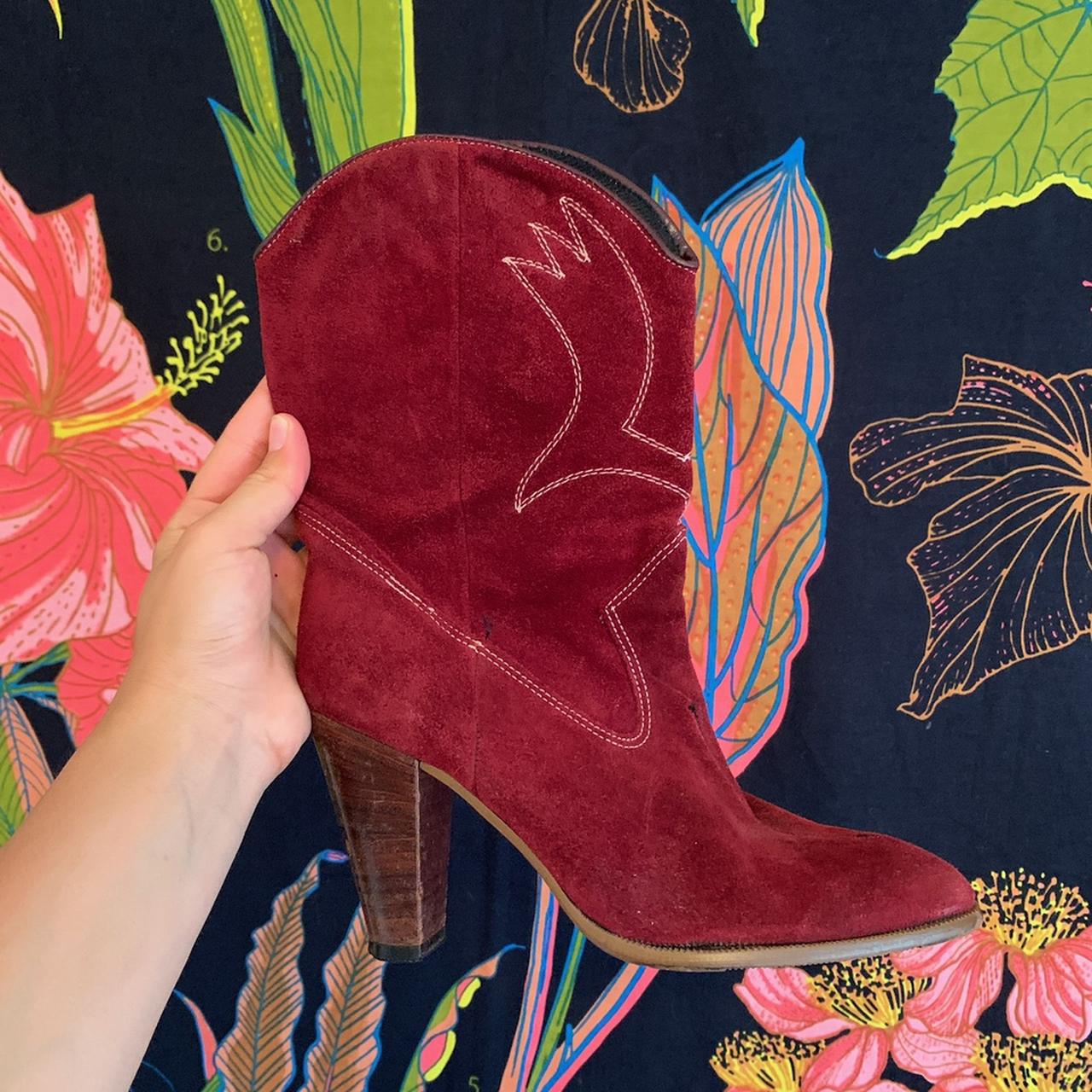 Cool lil vintage maroon suede cowboy boots! Fits... - Depop