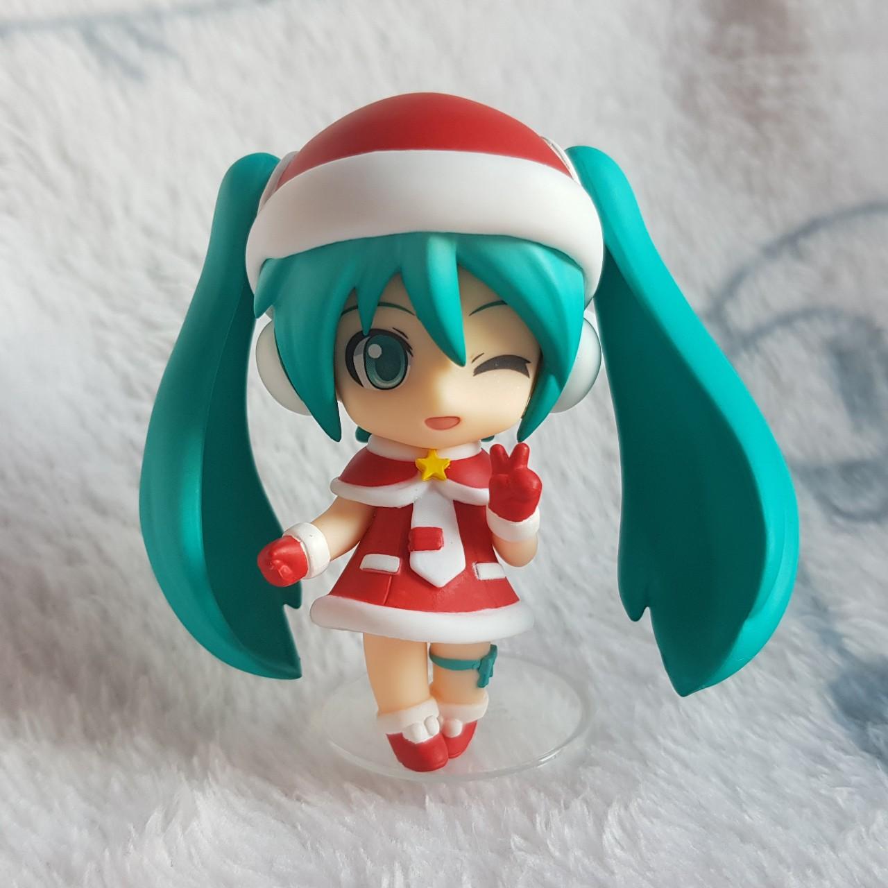 Hatsune Miku Christmas Chibi Figure A bit poseable.... - Depop