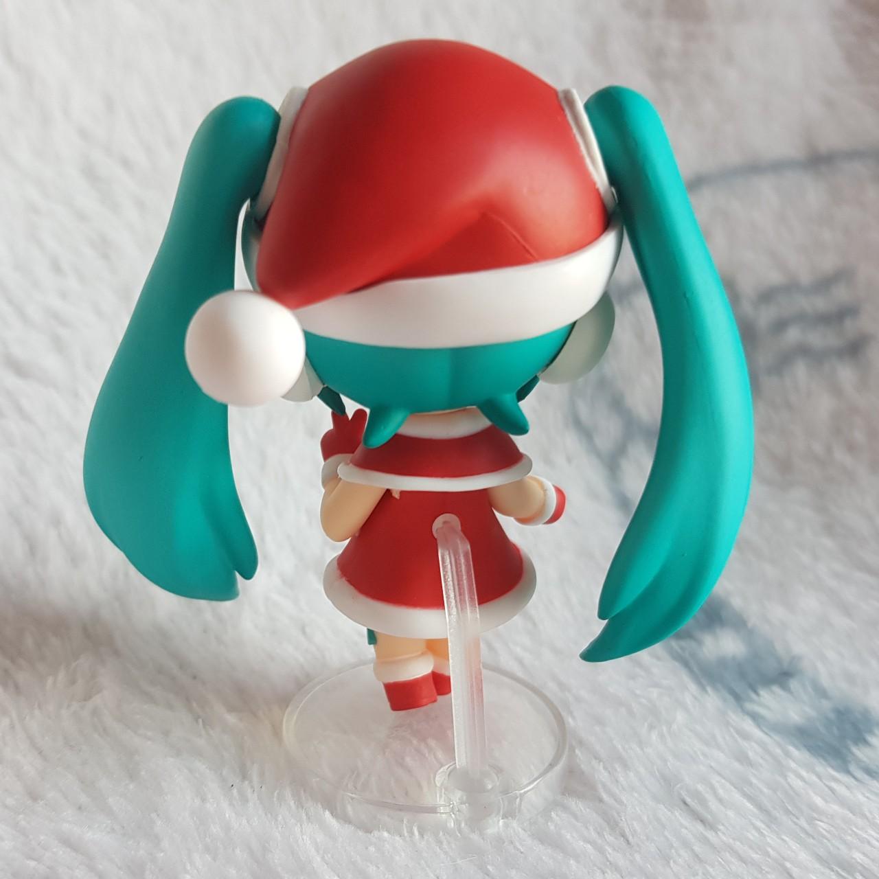 Hatsune Miku Christmas Chibi Figure A bit poseable.... - Depop