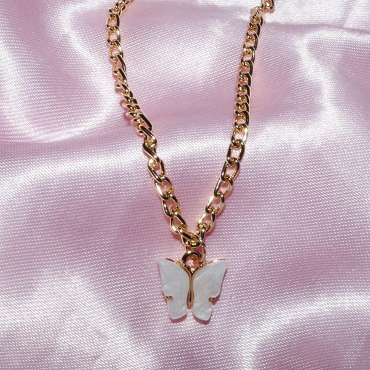white butterfly chain necklace! around 15.7 inches... - Depop