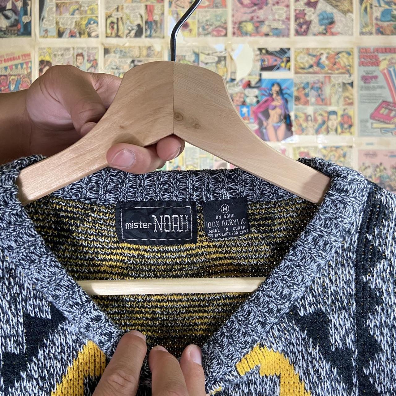 Vintage 90s Essential Grey Mister Noah Argyle... - Depop