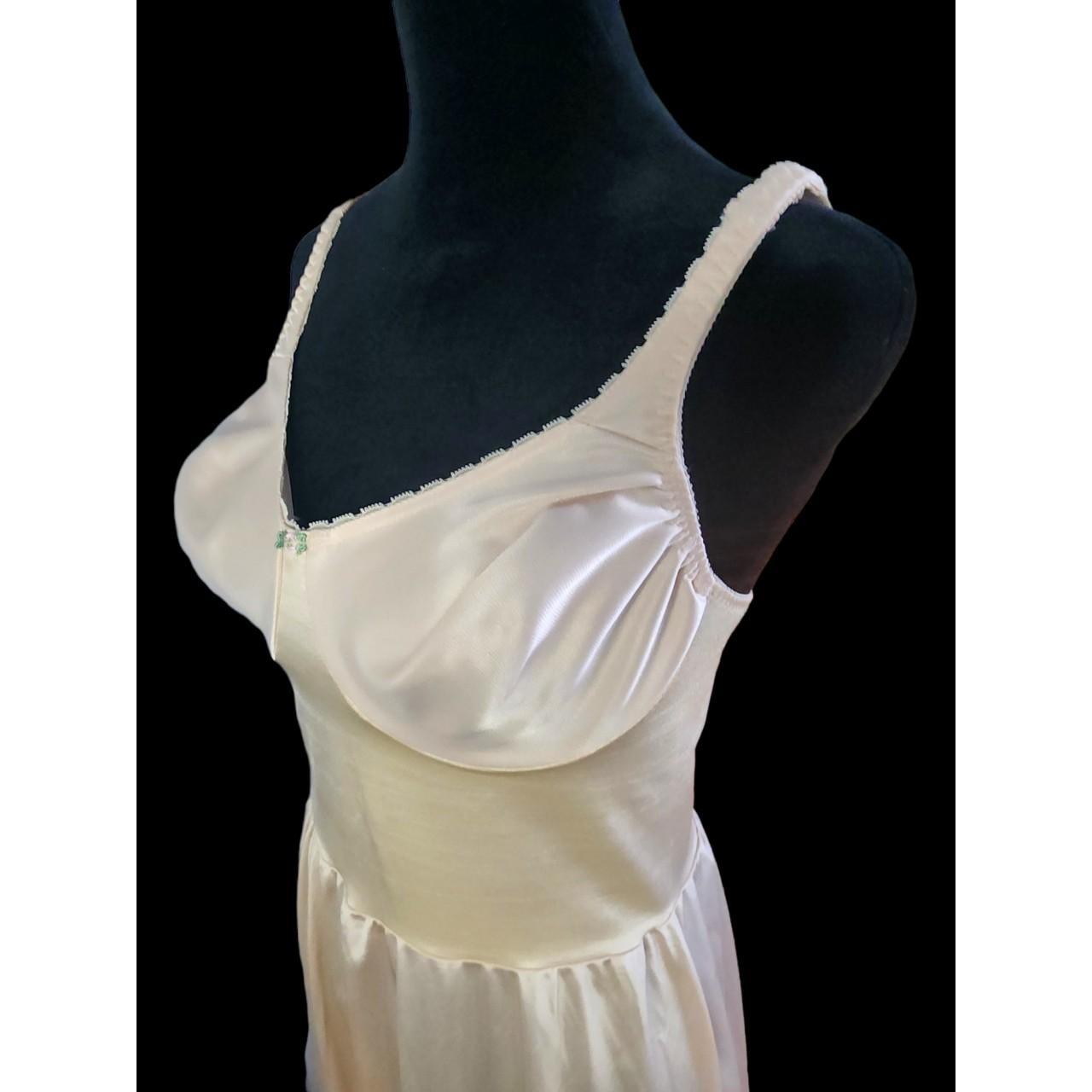 Women's Tan Robe | Depop