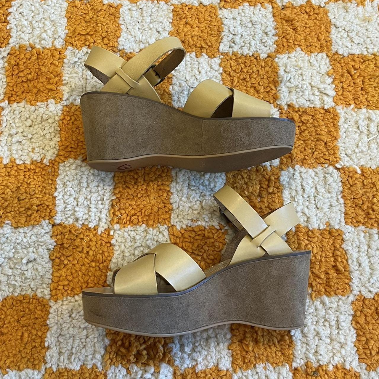 Rampage Women's Tan and Cream Sandals | Depop