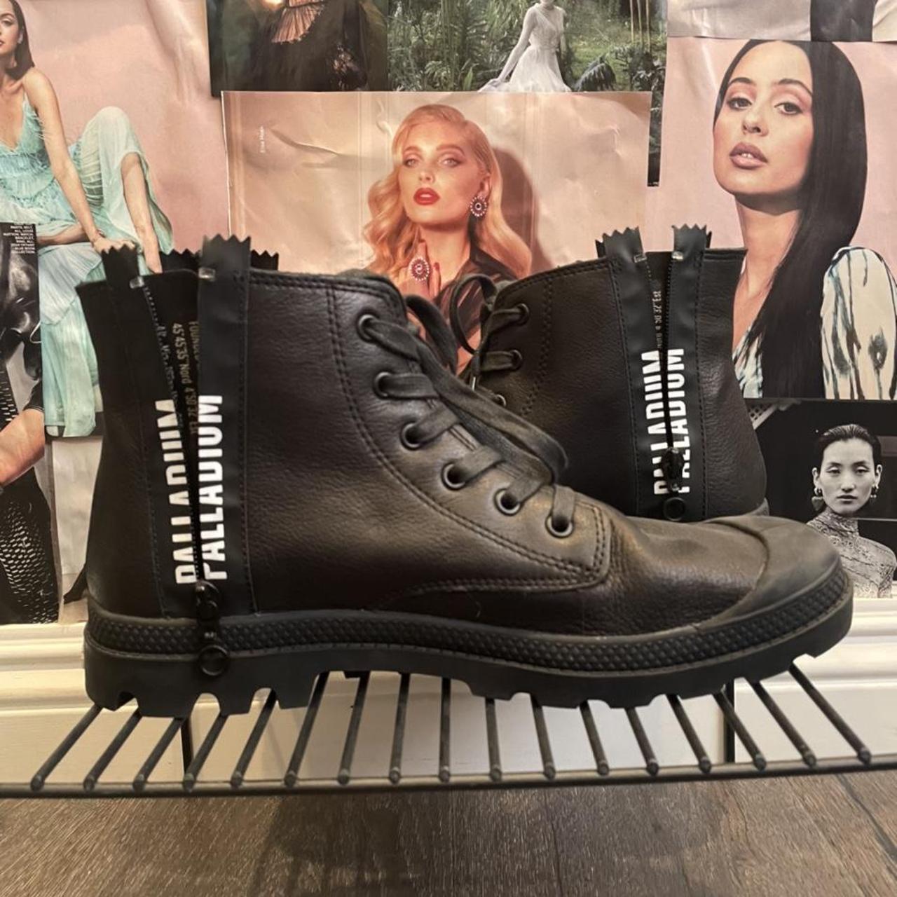 Palladium Women's Black Footwear | Depop