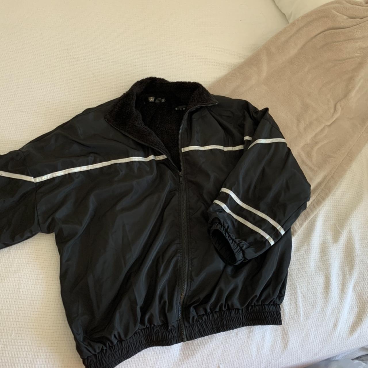 Missguided windbreaker INSIDE - Faux fur lining... - Depop