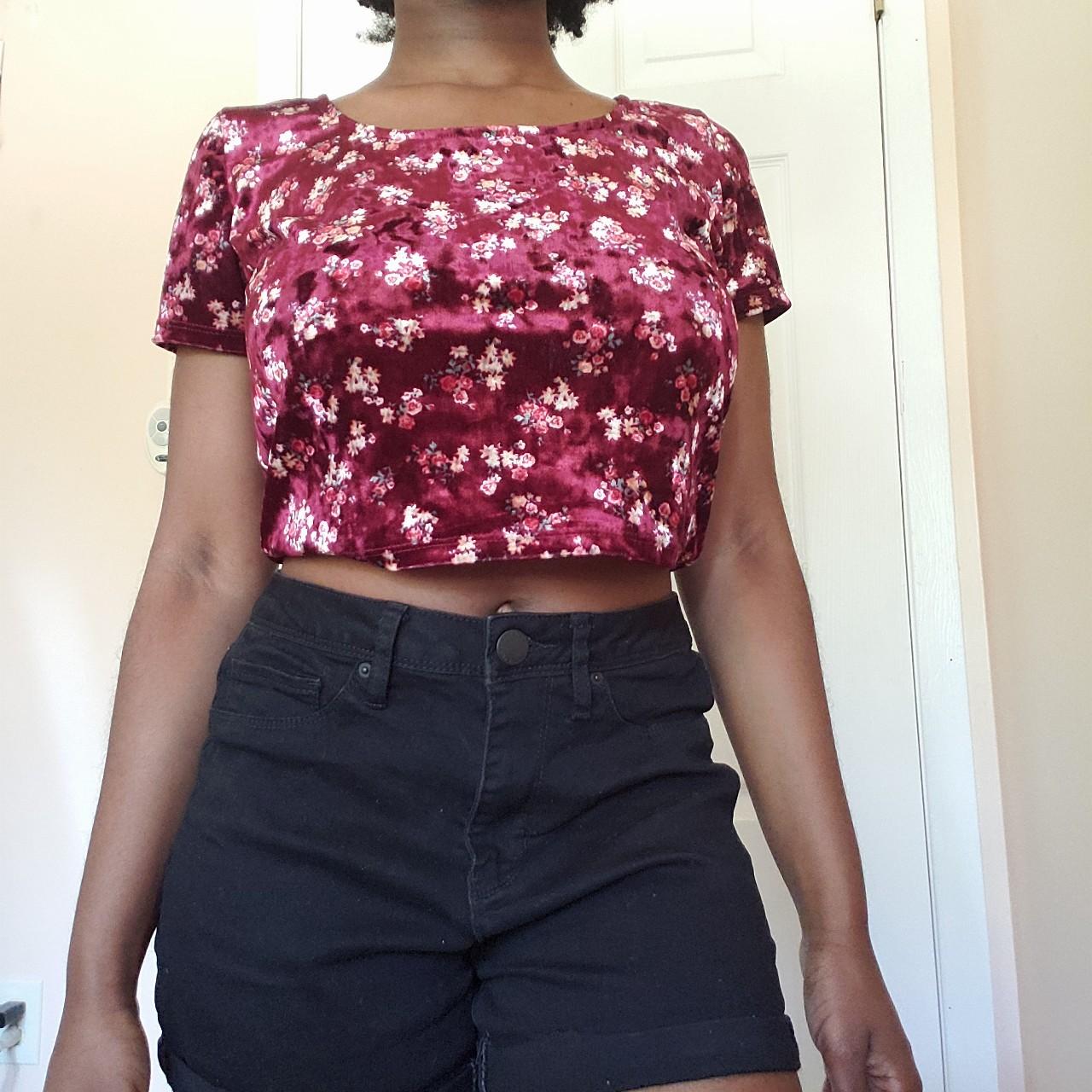 Forever 21 Women's Crop-top | Depop