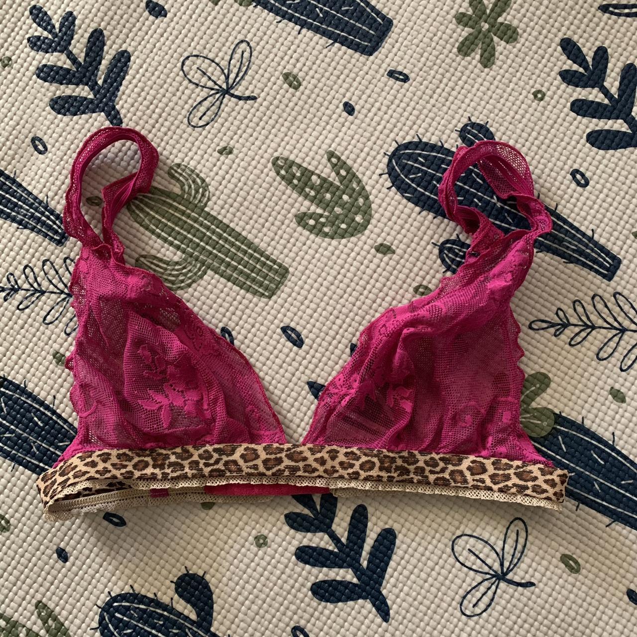 Magenta Lace Bralette By the brand intimissimi.... - Depop