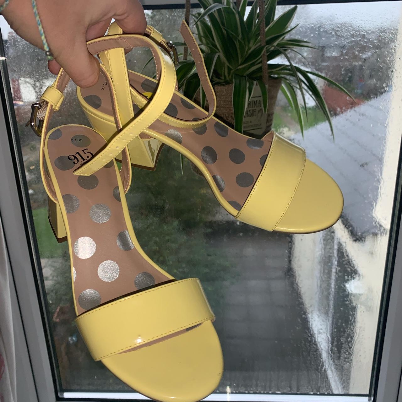 Size 5, yellow heals from new look. Worn but good... - Depop