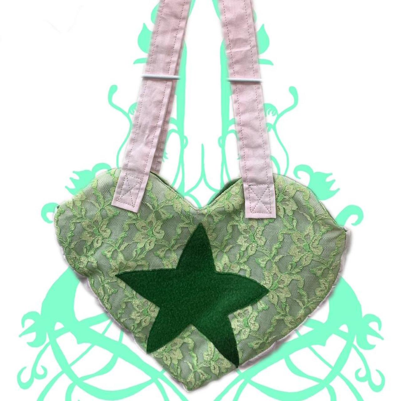 ଘ(੭ˊᵕˋ)੭* ੈ ‧₊˚Starry heart carrier 🌟ੈ ‧₊˚ Laced... - Depop