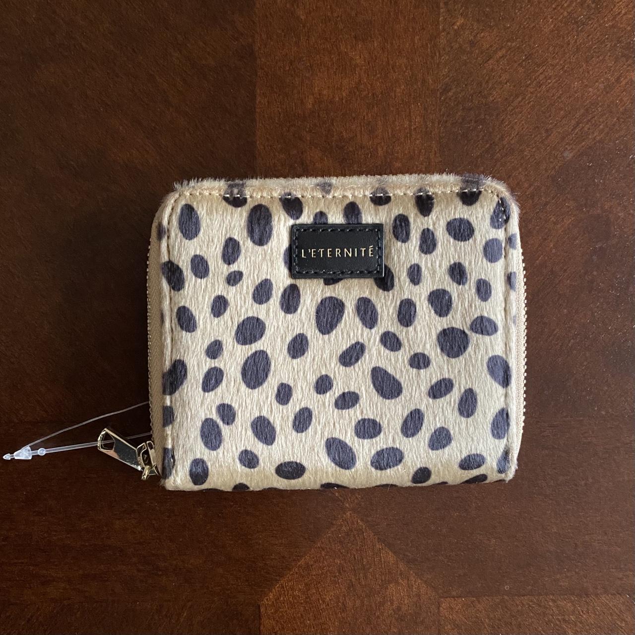 H&M Women's Tan and Black Wallet-purses | Depop