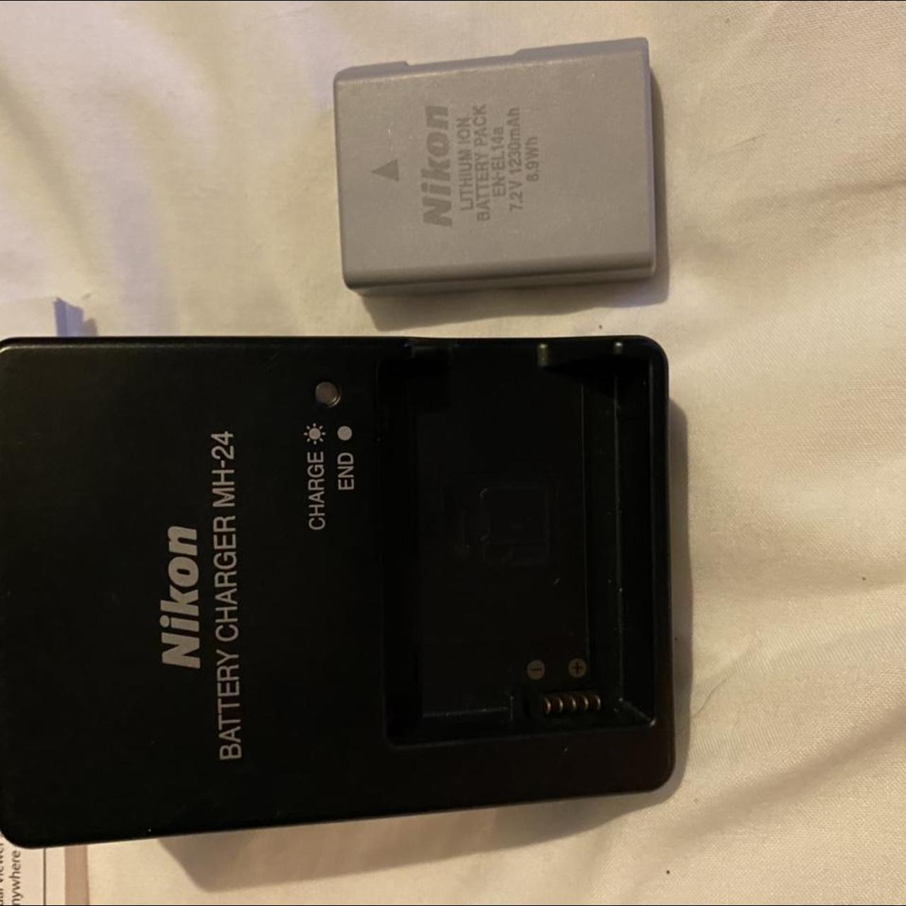 Nikon d5300 camera Comes in box Carry bag & extra... - Depop