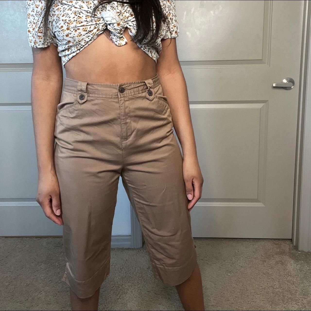 Womens Dark Tan Capris Size 6 White Stag Three... | Depop