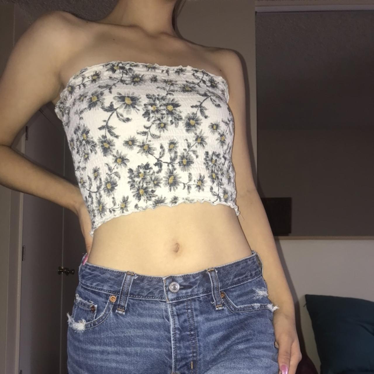 Floral scrunched tube top Size S In perfect... - Depop