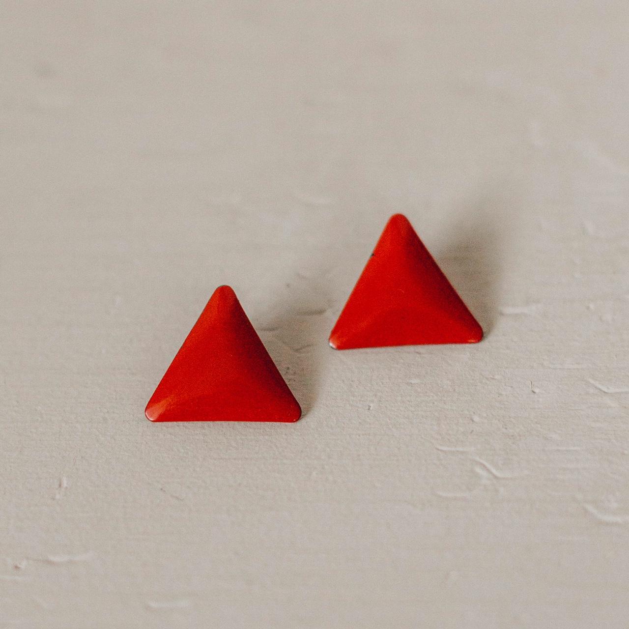 Vintage 1980s Red Triangle Metal Earrings • Good... - Depop
