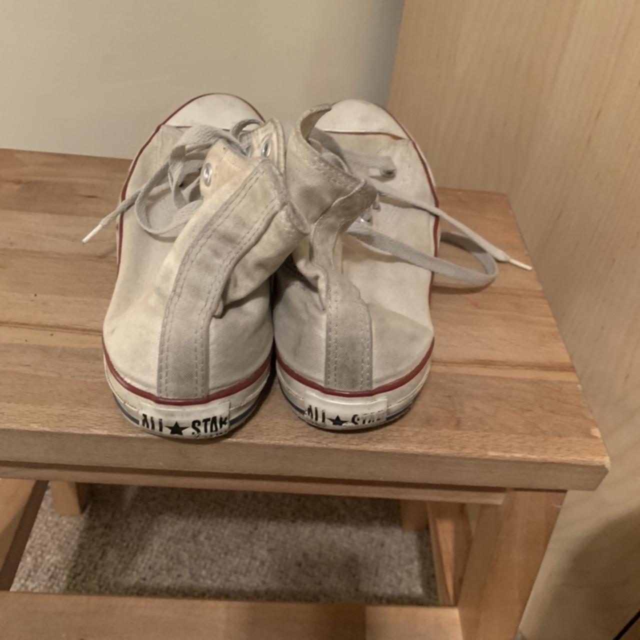 Used classic white-ish converse - Depop