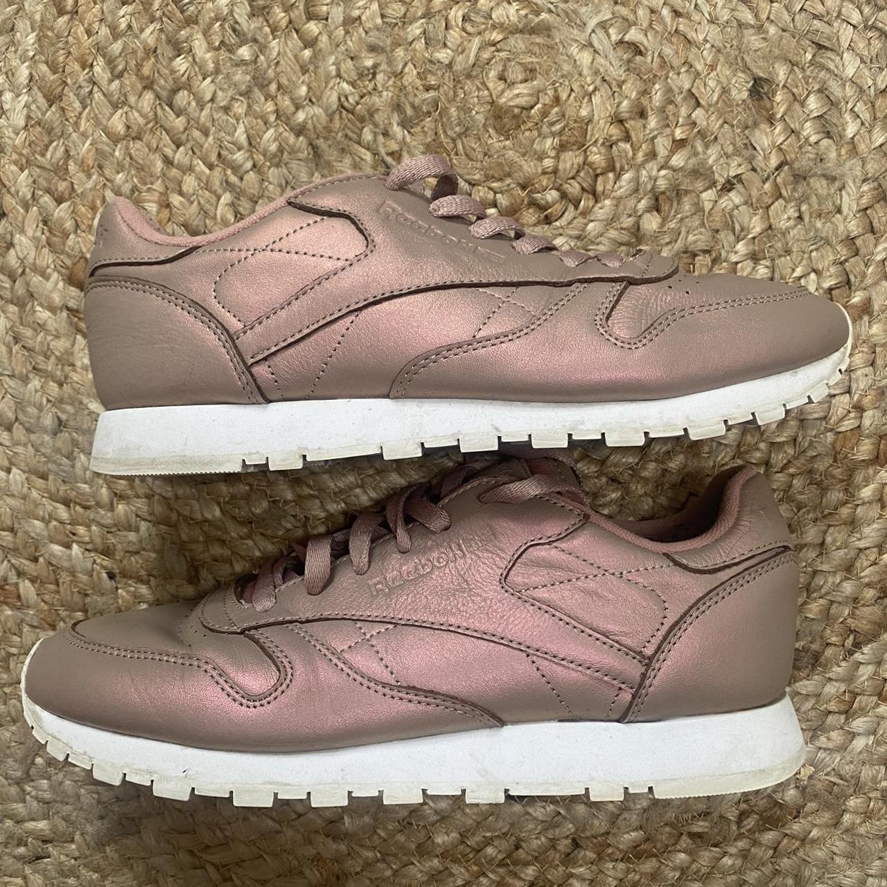 Reebok Women's Pink Trainers | Depop