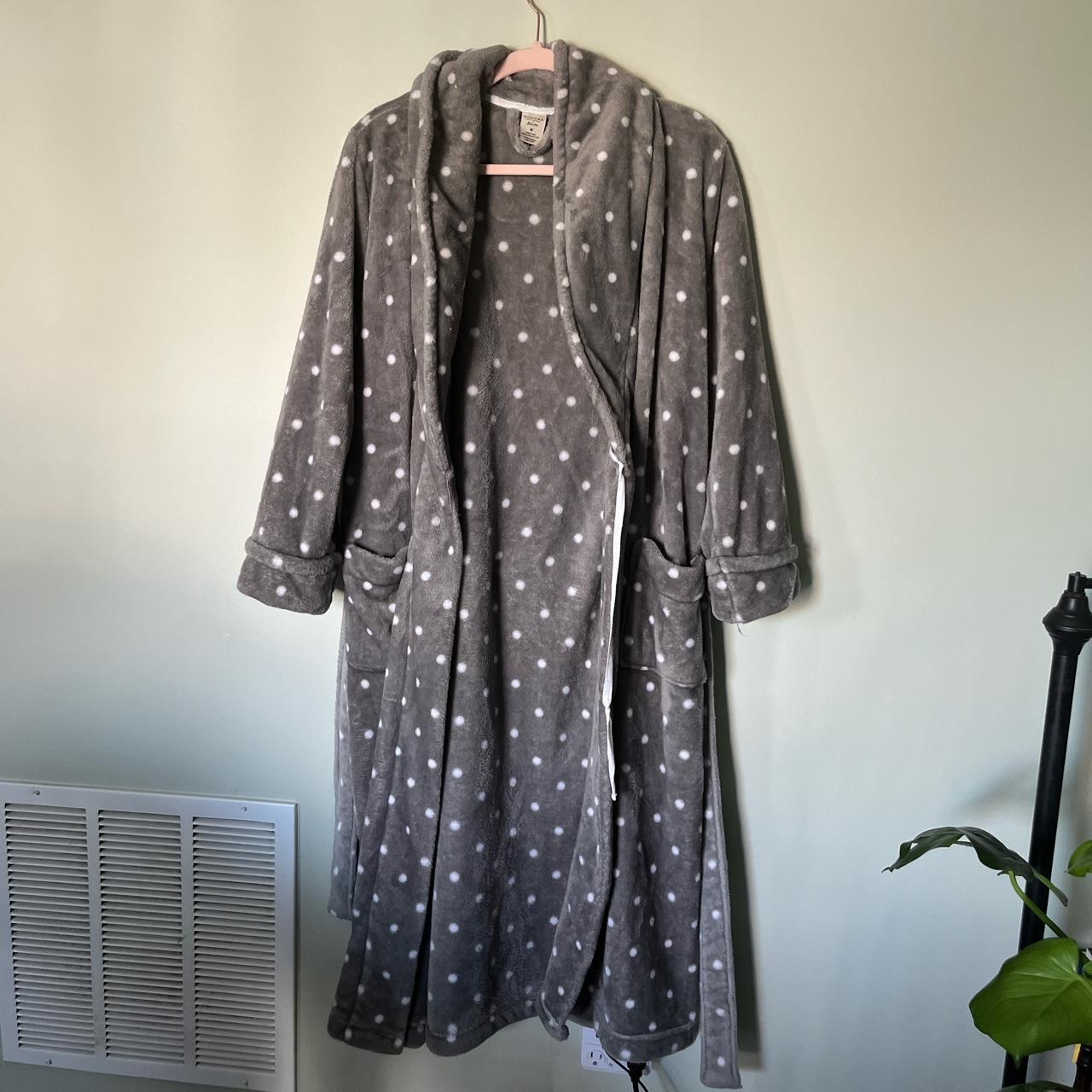 Grey Polka Dot Robe! #robe #cozy - Depop