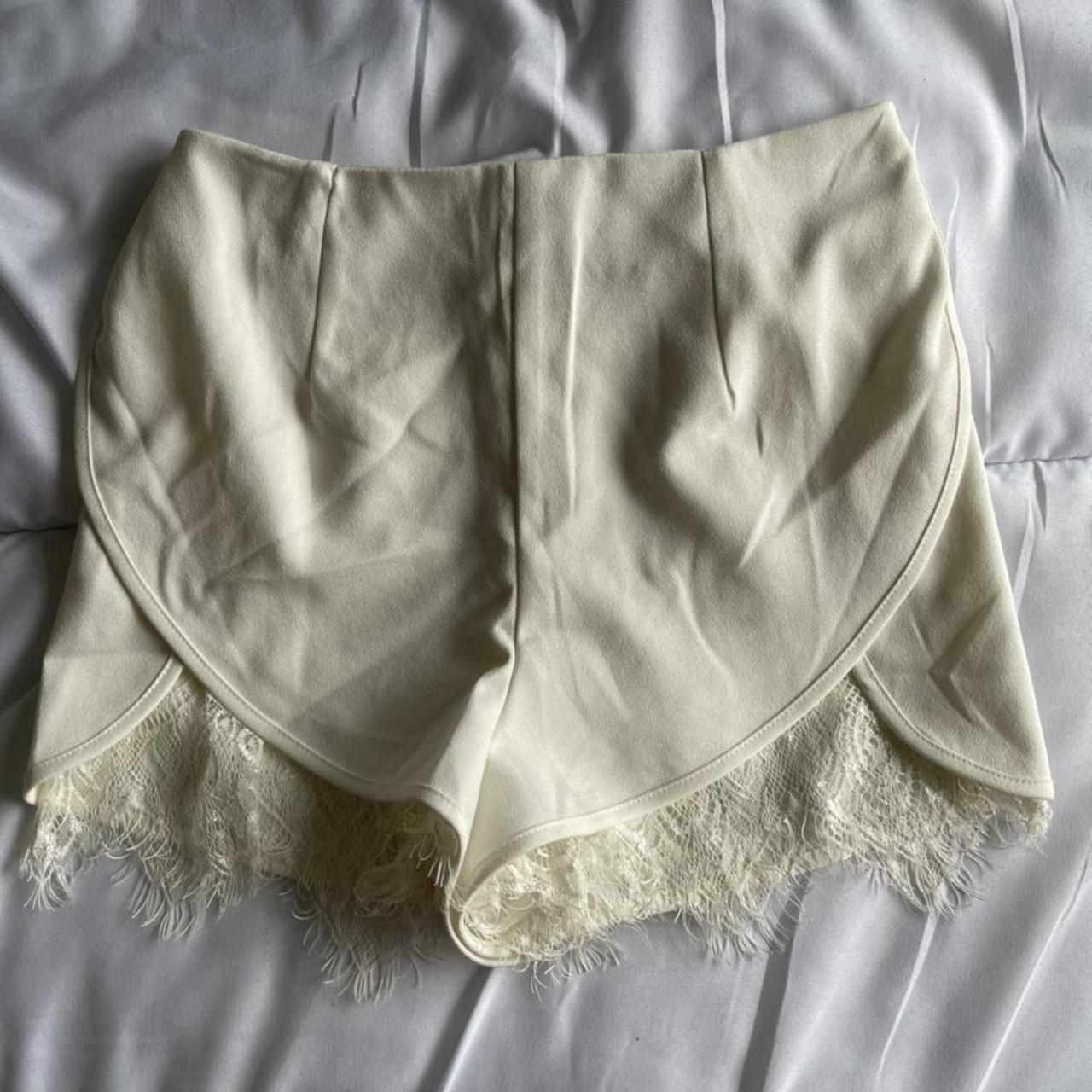 Missguided white / off white / cream eyelash detail... - Depop