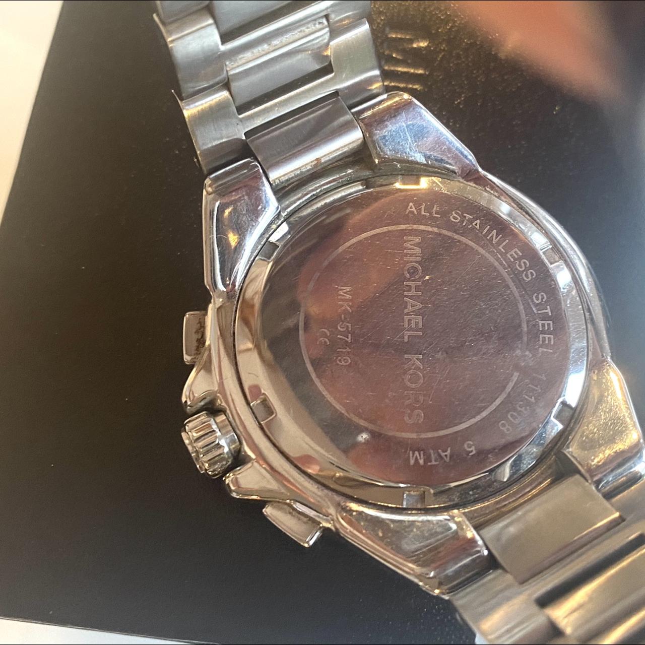 Micheal Kors MK5719 watch which has been worn... - Depop