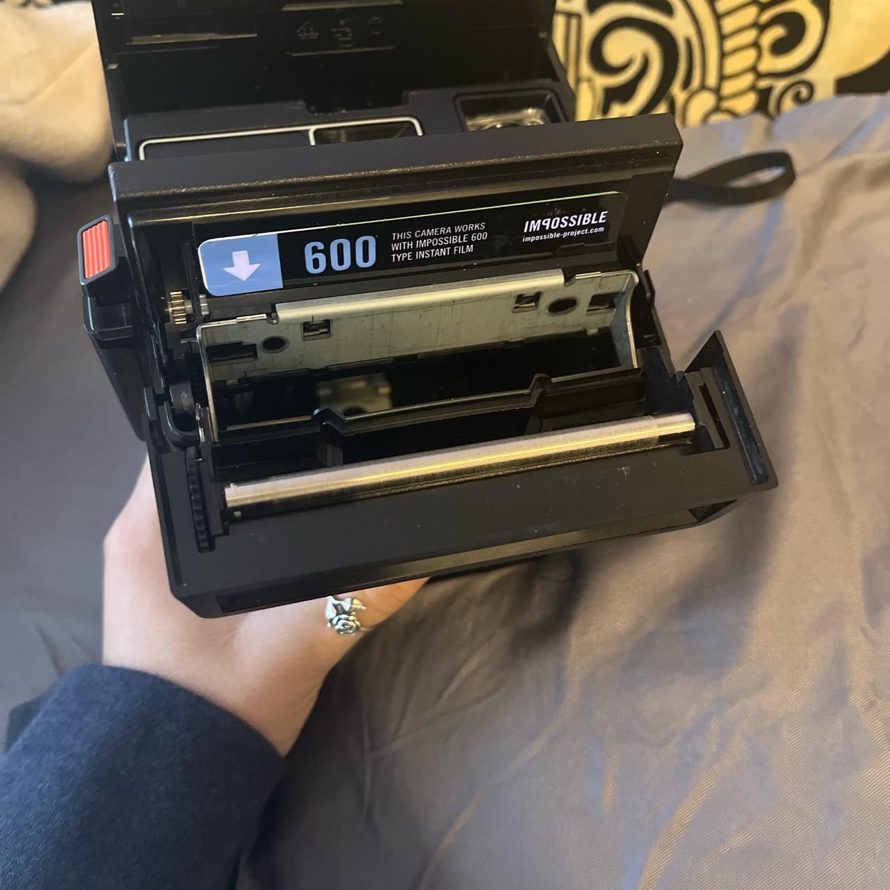 Easy portable vintage Polaroid camera Folds down... - Depop