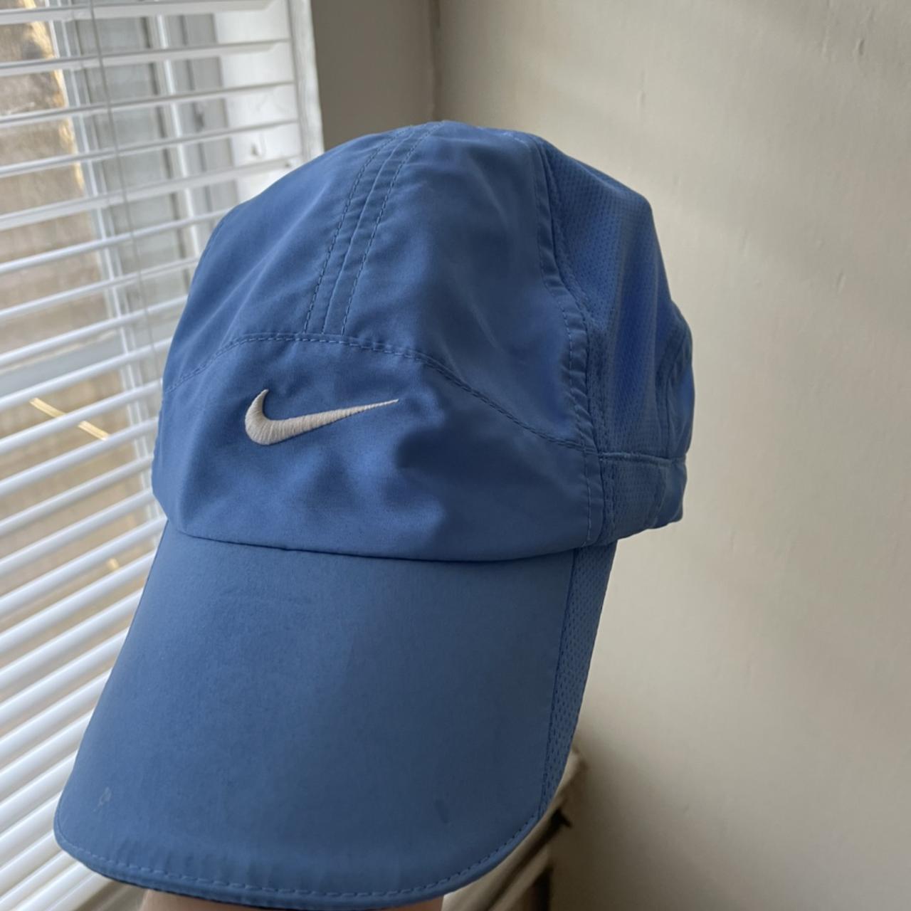 Nike Women's Hat | Depop