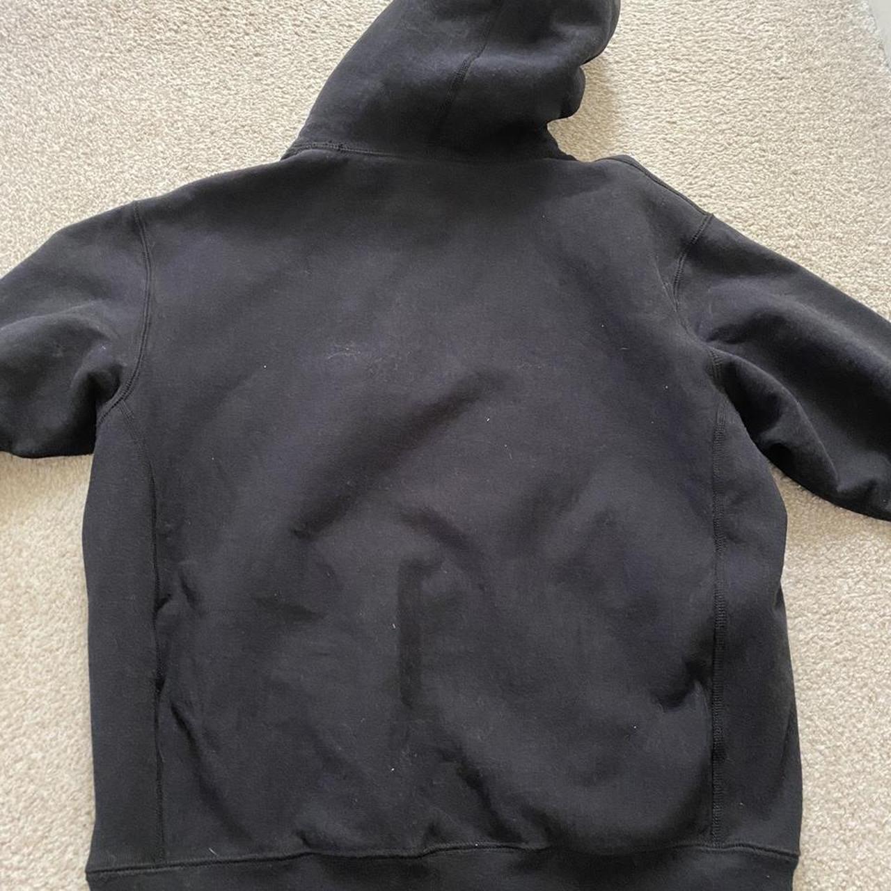 Supreme hoodie barely worn Size small Message for... - Depop