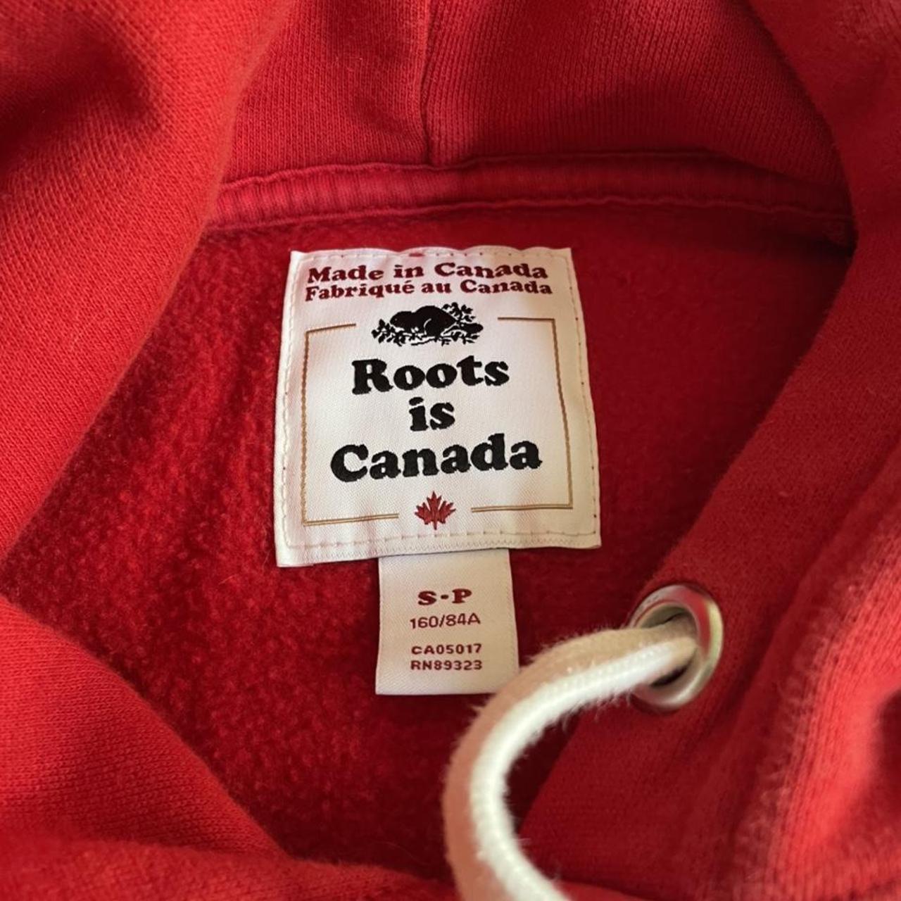 roots canada hoodie brand: roots size small sleeve... - Depop