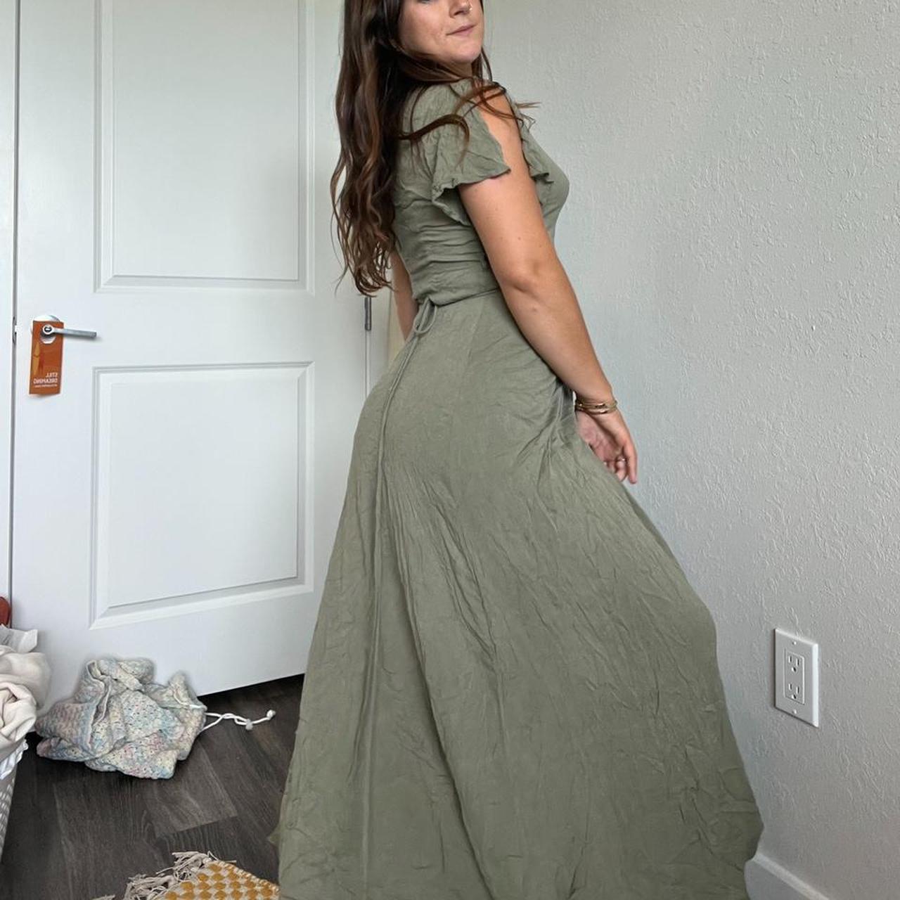 Lulus green cutout dress Perf for frolicking in the... - Depop