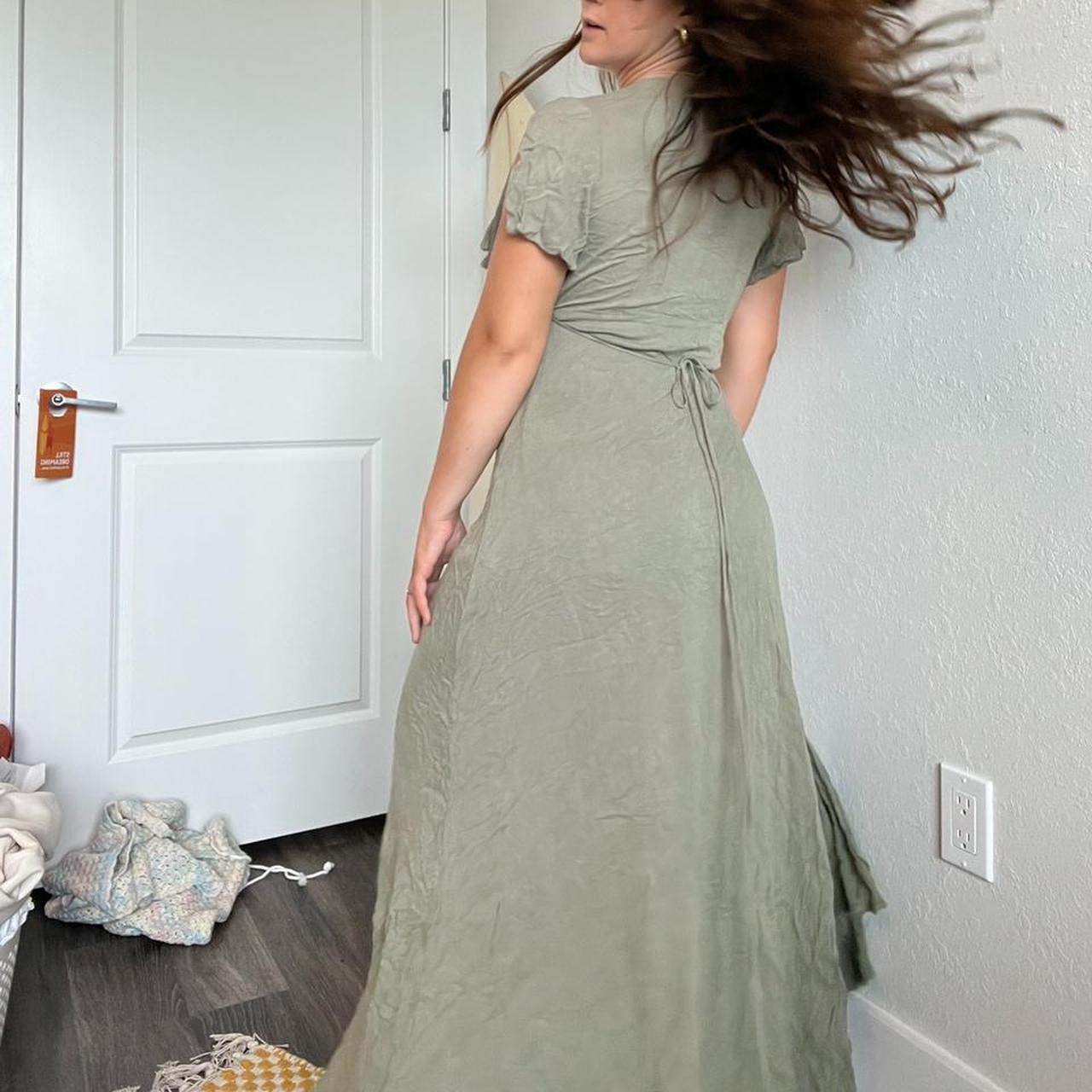 Lulus green cutout dress Perf for frolicking in the... - Depop