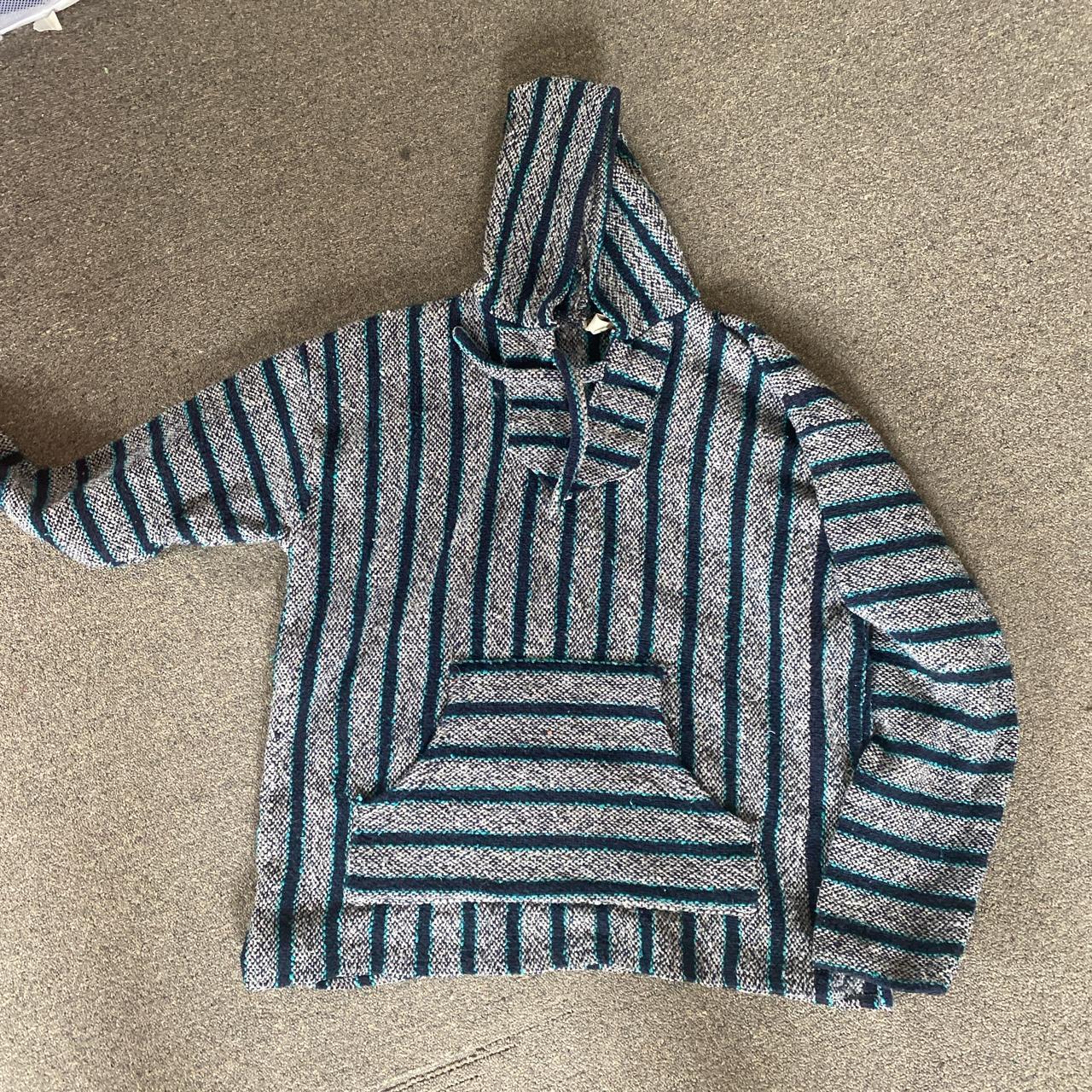 grey and blue drug rug size XXL worn a few times,... - Depop