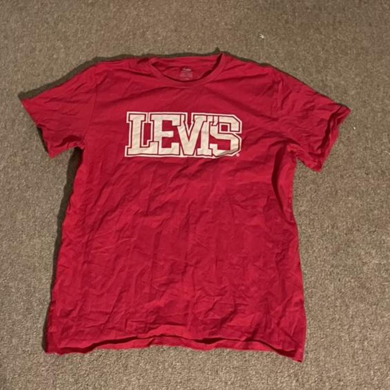 men’s red levi’s t-shirt size... - Depop