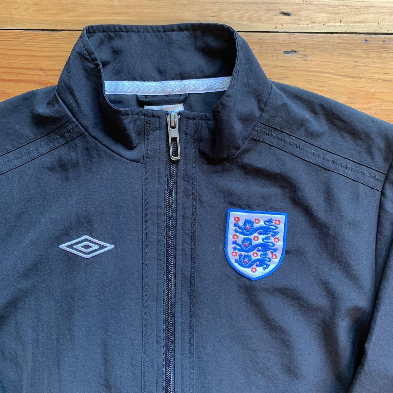 Men’s Umbro Sponsored England football black zip up... - Depop