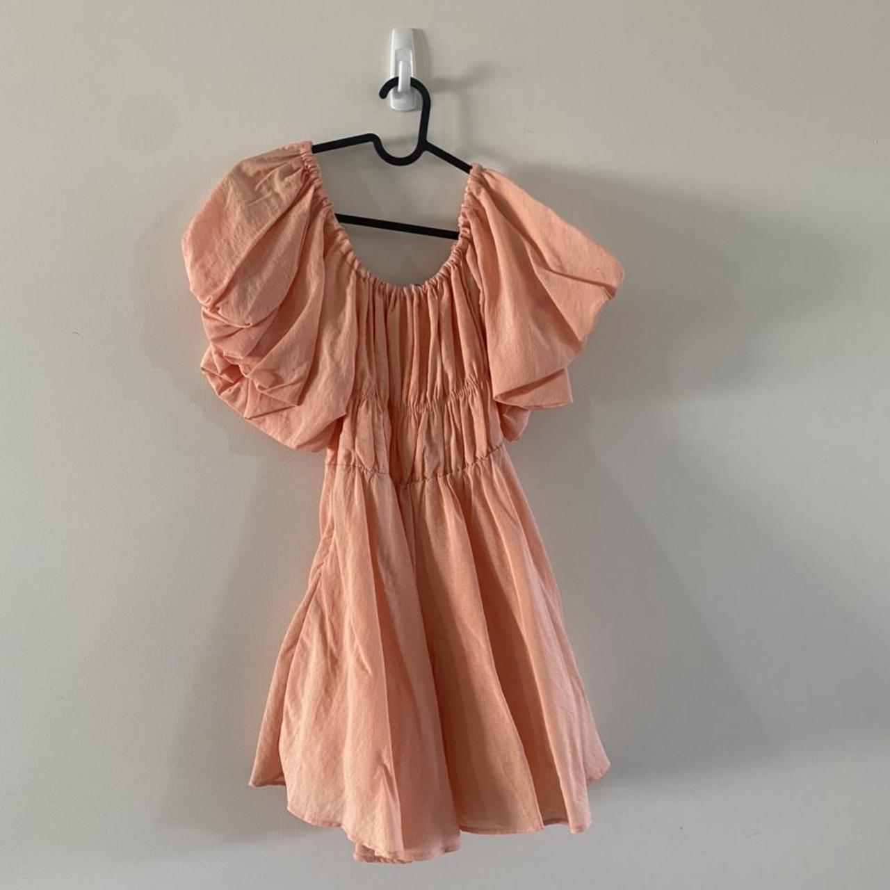 Cutest puff mini dress, never worn. Can fit 8-12 as... - Depop