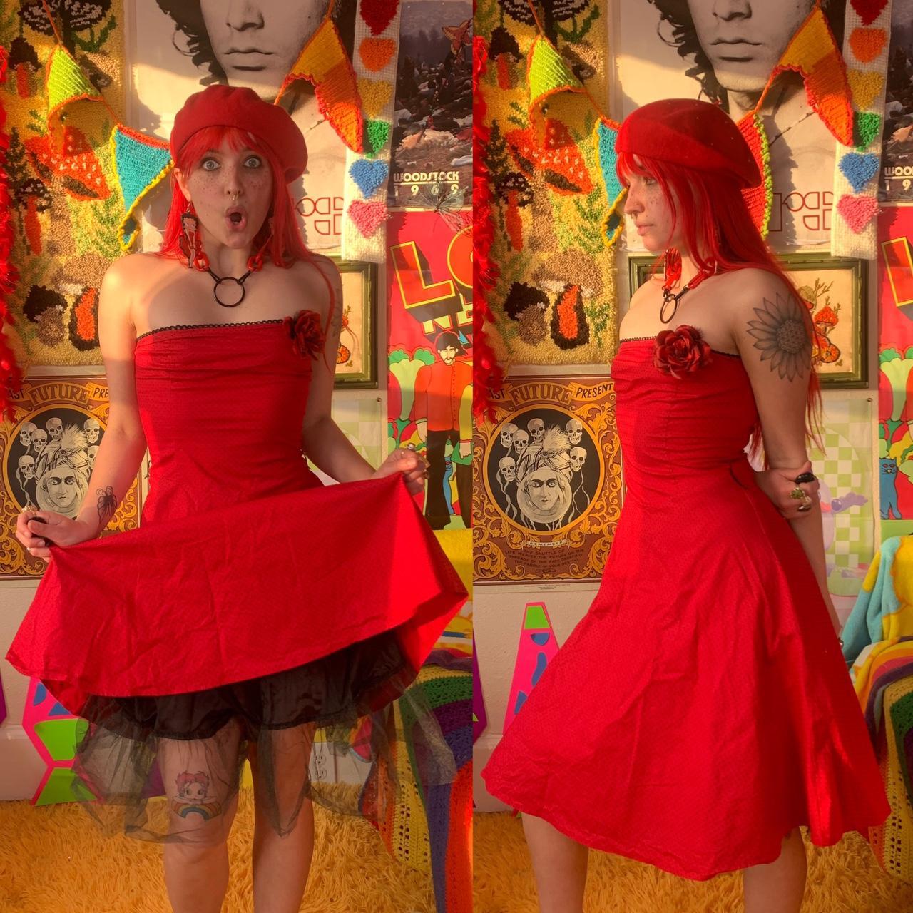 Y2K RED & BLACK POLKA DOTS STRAPLESS DRESS By... - Depop