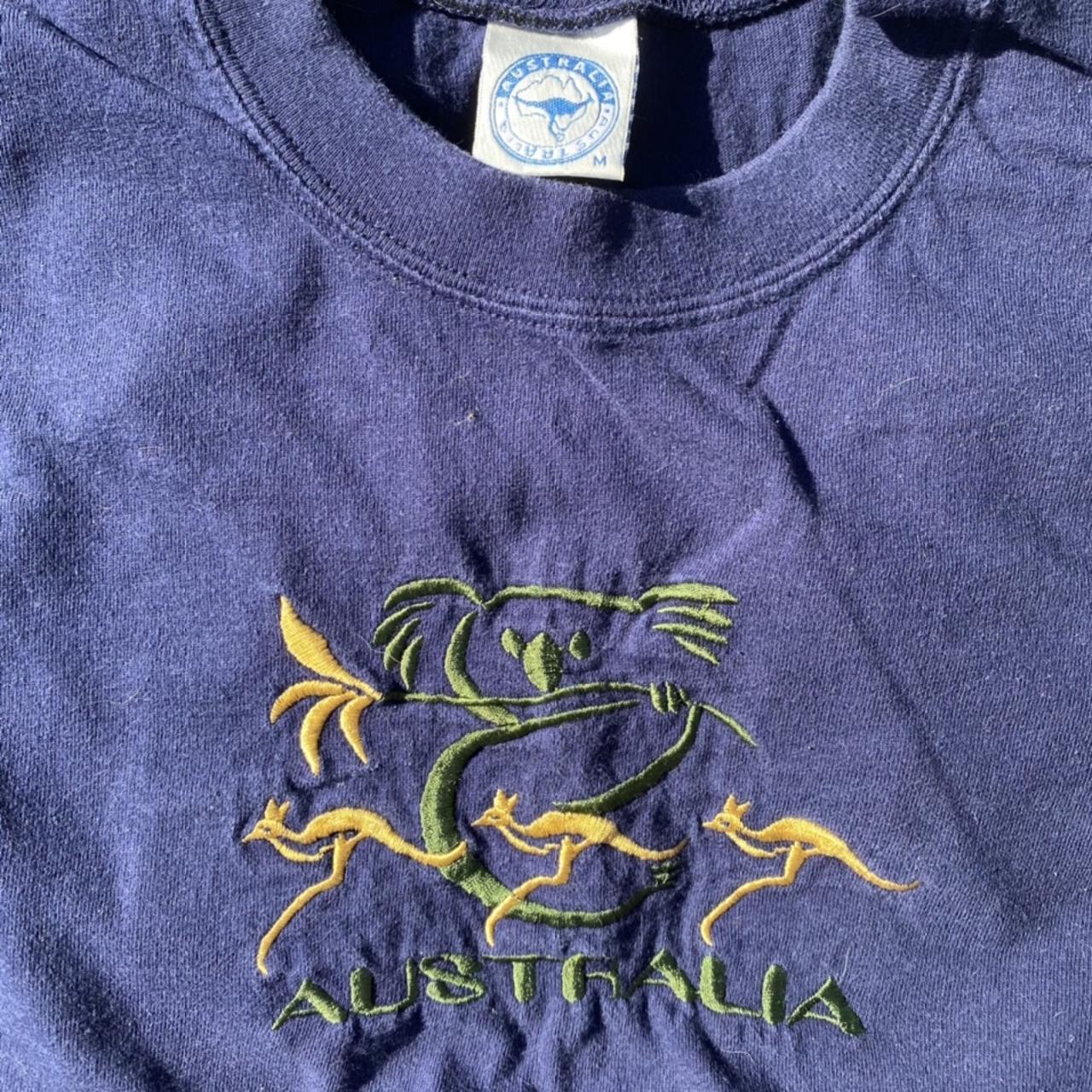 Embroidered Australia souvenir tee. Medium.... - Depop