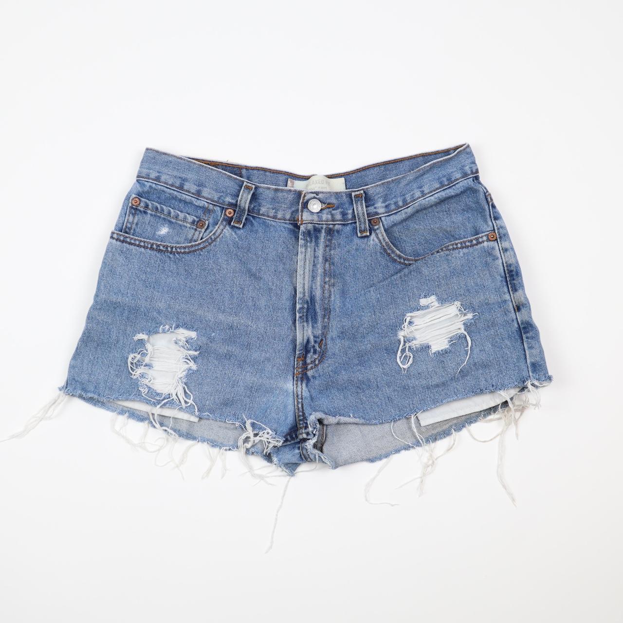 Vintage Y2k Levis Booty Shorts Size 33x32 Were Depop