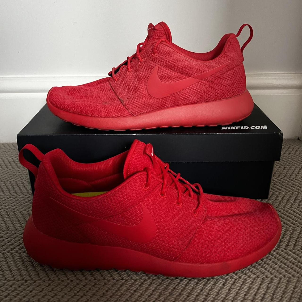 Nike Men's Red Trainers | Depop