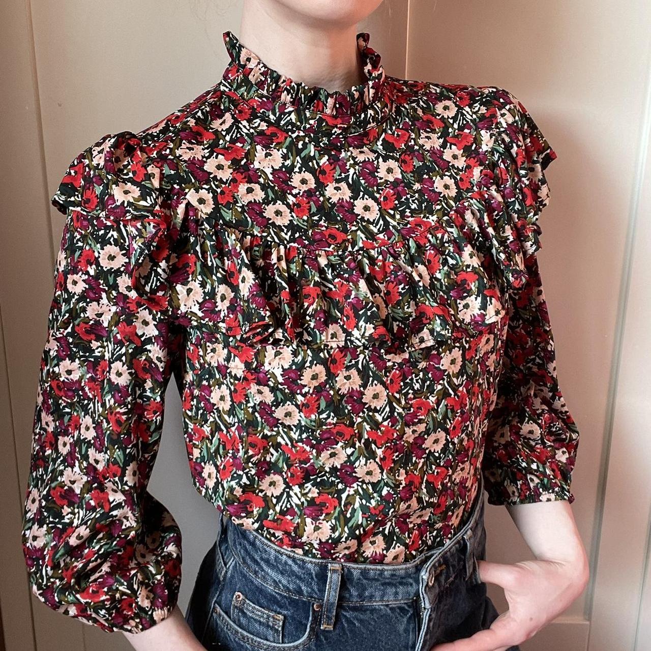 Stunning floral chiffon high neck ruffle blouse with... - Depop