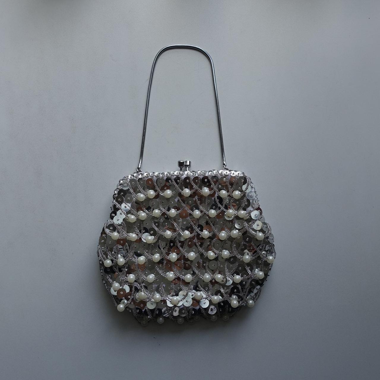 SILVER CHAINMAIL PURSE => vintage piece features... - Depop