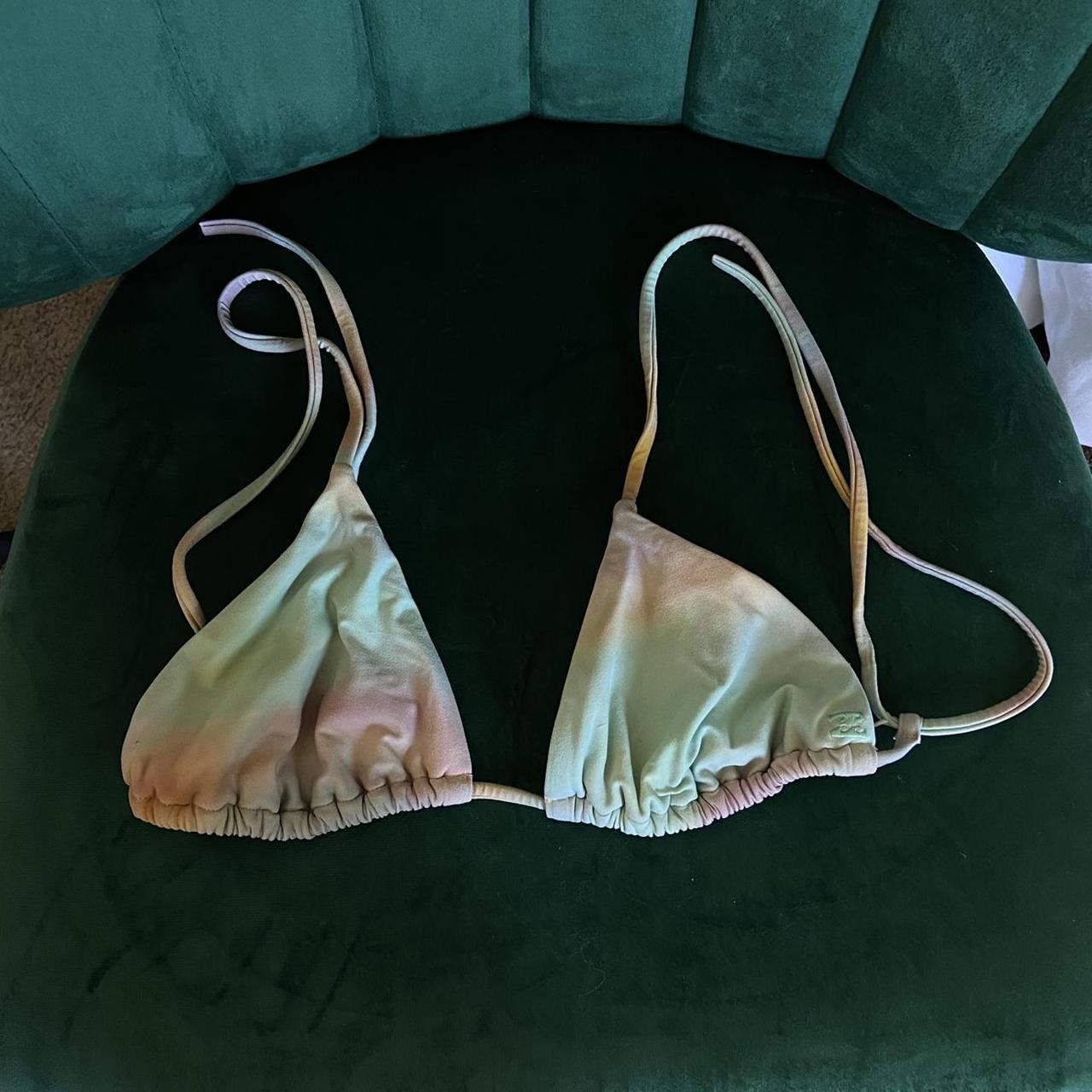 Rip Curl Women's Pink Bikini-and-tankini-tops | Depop