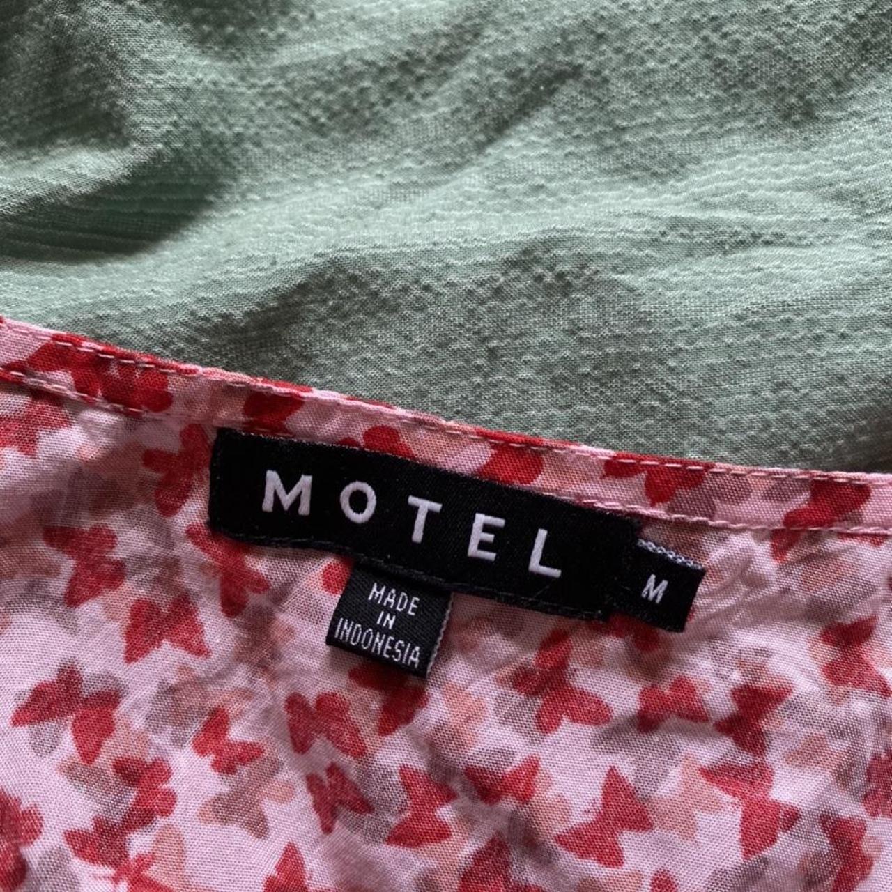 Motel rocks pink floral blouse size medium. Dm... - Depop