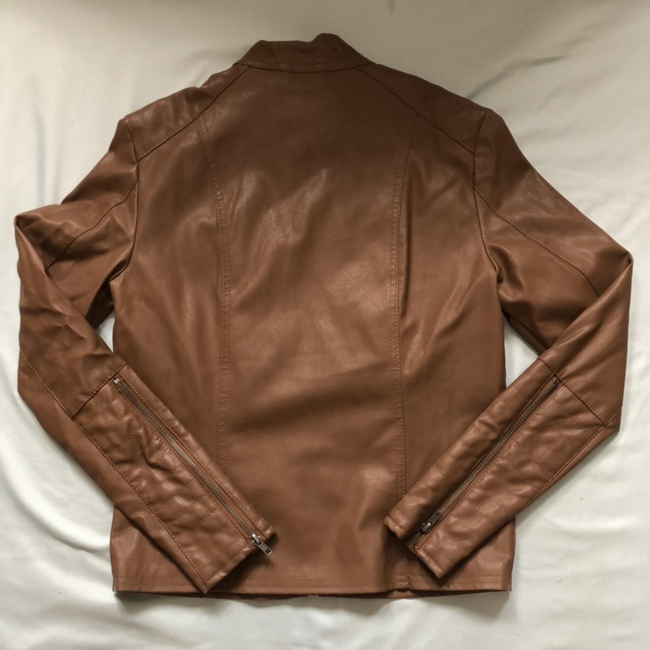 Gorgeous vintage style brown faux leather... - Depop