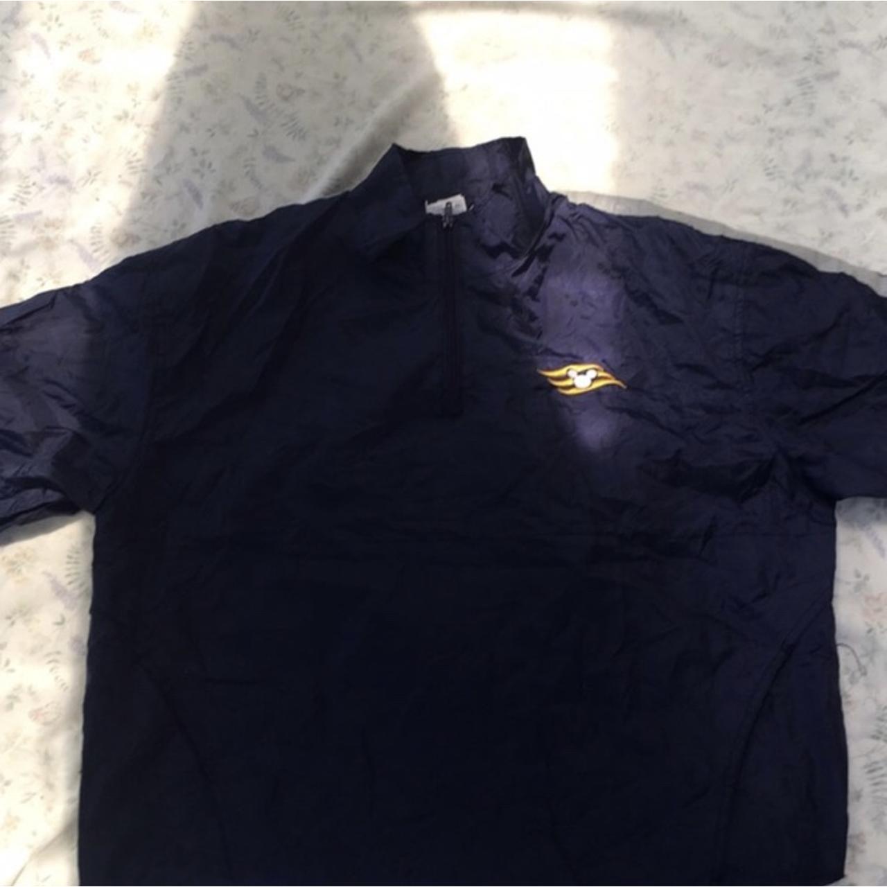 disney dream jacket 9/10 - Depop