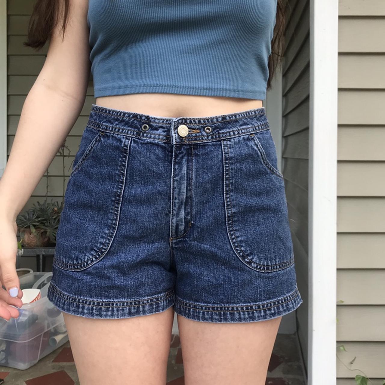 Women's Shorts | Depop