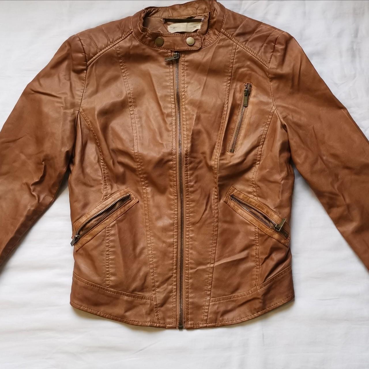 Brown leather jacket size 6 - Depop