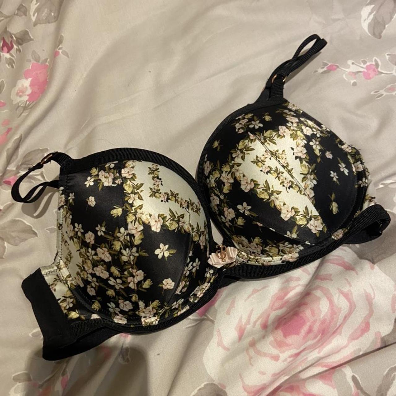 Ted baker underwired push up bra Size- 32C So... - Depop