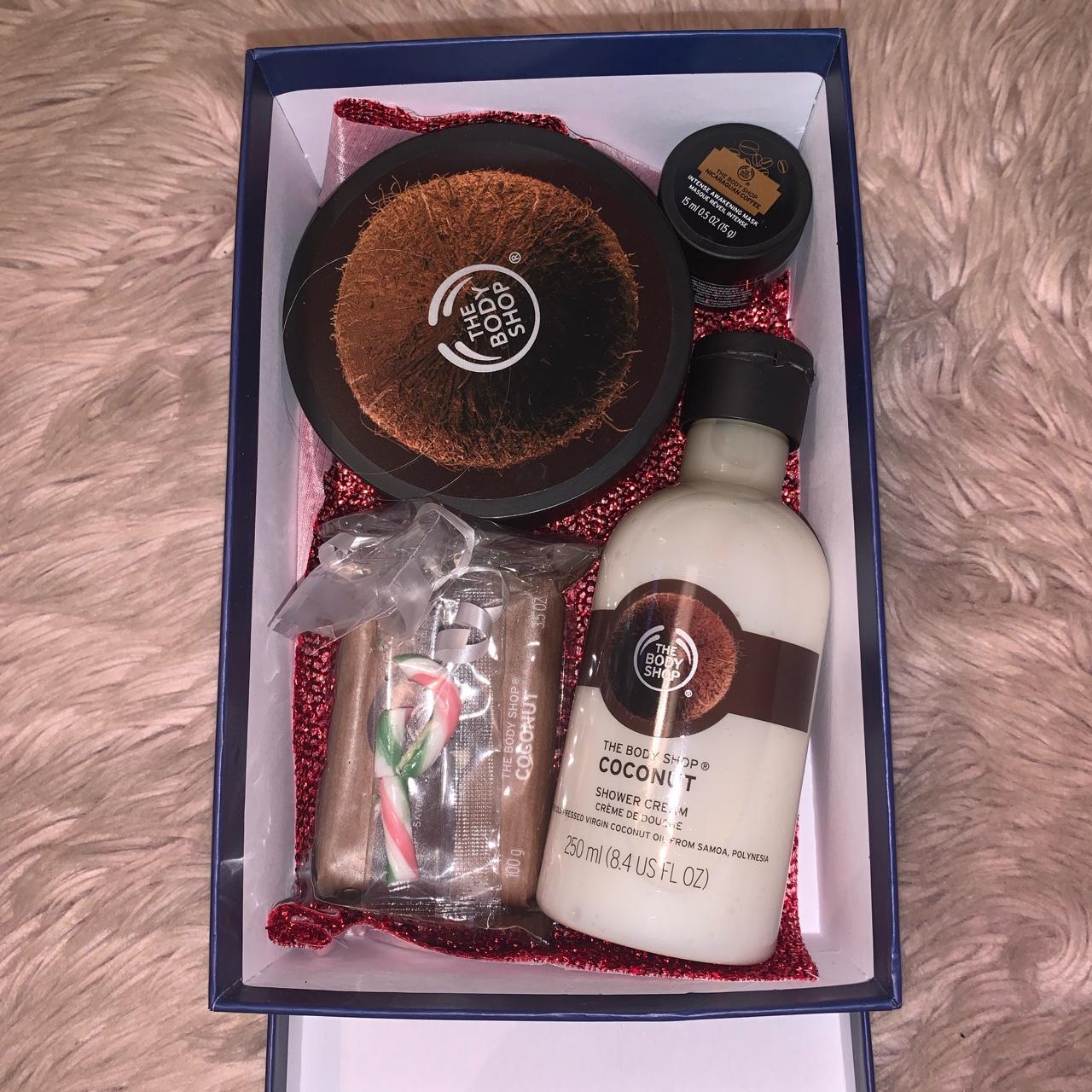 The Body Shop Coconut set -body butter -shower... - Depop