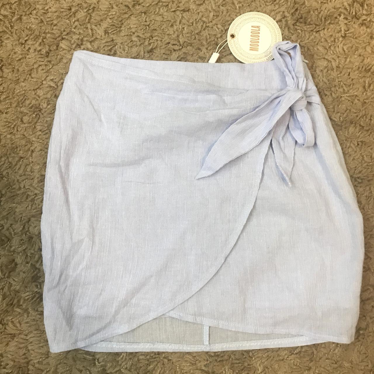 Mooloola linen skirt from city beach size 10 new... | Depop
