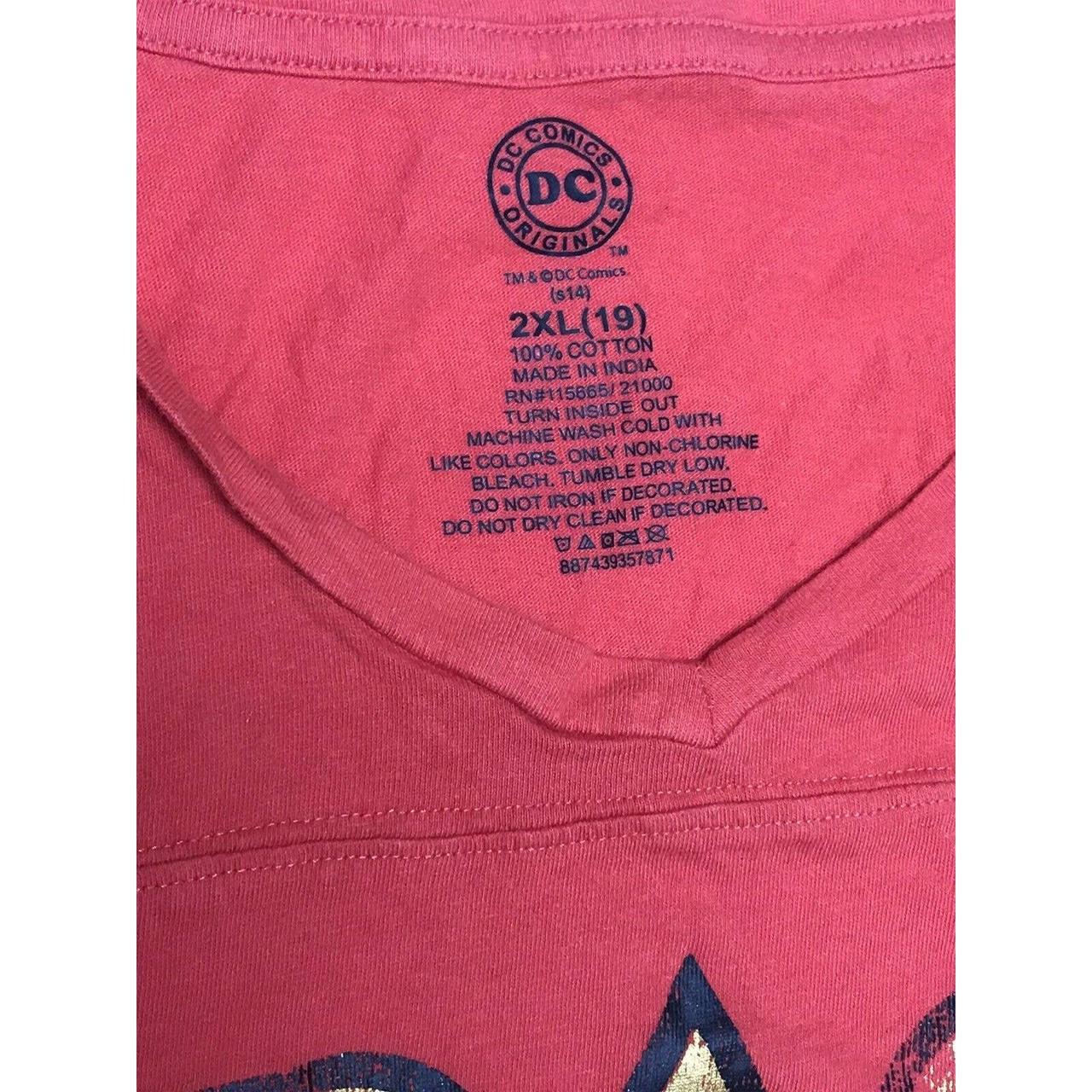 DC Comics Wonder Woman Logo Juniors Teen Graphic... - Depop