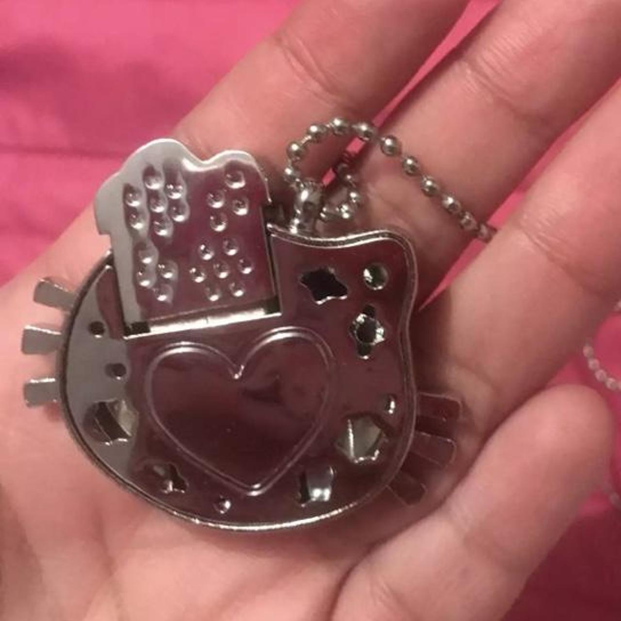 HELLO KITTY 💖 USB Rhinestone Necklace N e w... - Depop